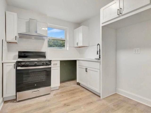 3956 Hazel 4 Bedroom Apartment for Rent at 3956 Hazel Ave, Norwood, OH 45212 Norwood