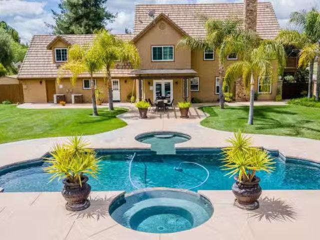 39570 Calle Anita, Temecula, CA 92592 MLS 25 490545