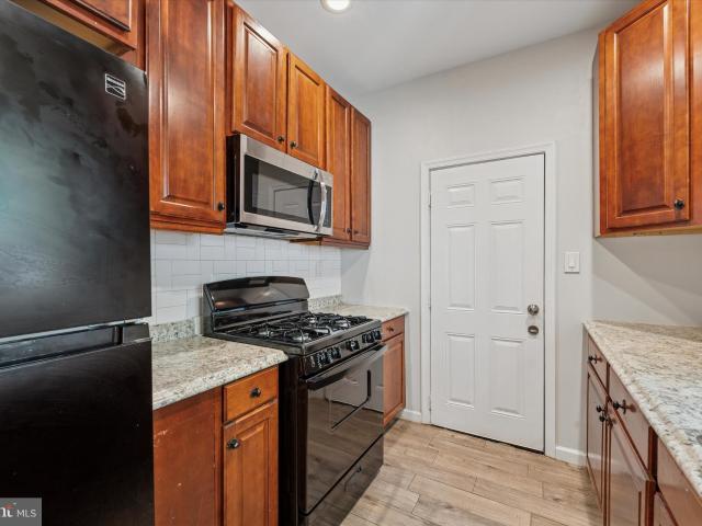 3957 Mt Vernon St, Philadelphia, PA 19104 | MLS #PAPH2612 | Compass