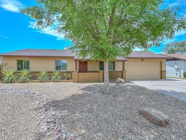 3957 W Desert Hills Dr, Phoenix, AZ 85029