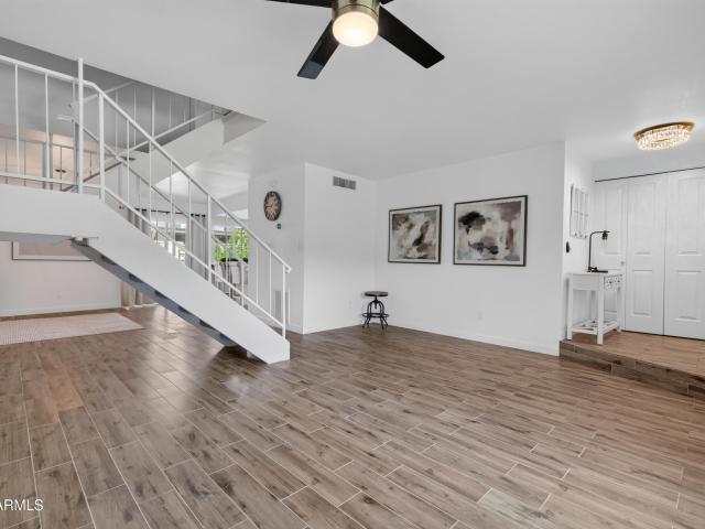 3958 n granite reef road