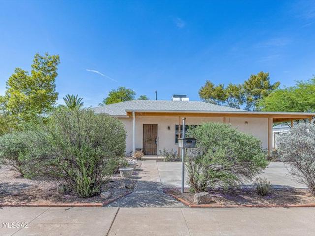 3958 E Louis Ln, Tucson, AZ 85712