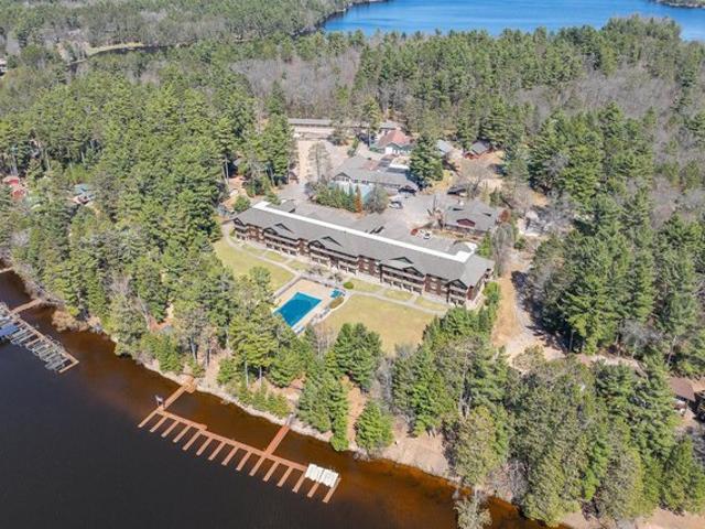 3958 Eagle Waters Rd Unit 203/213, Eagle River, WI 54521