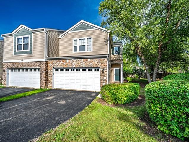 3959 Blackstone Dr, Aurora, IL 60504