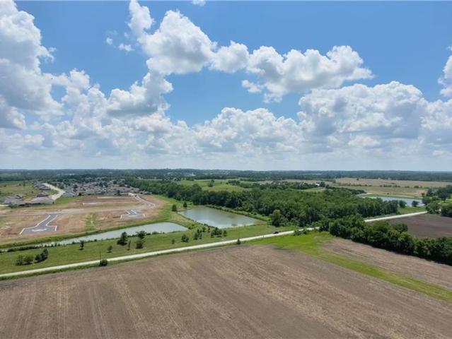 39502 E Gillespie Rd, Oak Grove, MO 64075 | MLS #2609