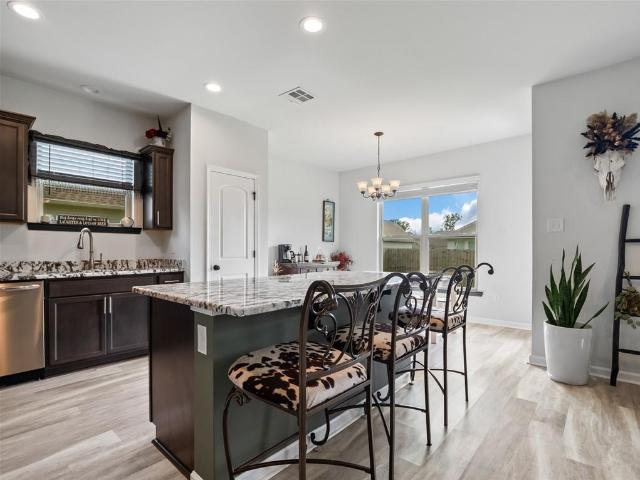 39506 N Pond Trail