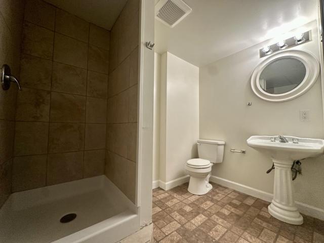 3950 Arbor Pl Lane