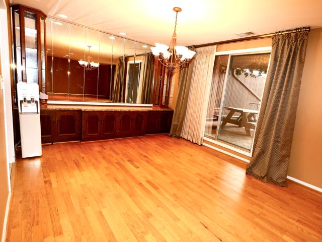 3950 Dundee Road # 302