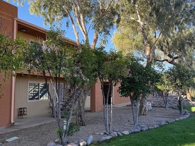 3950 E Blacklidge Dr, Tucson, AZ 85712