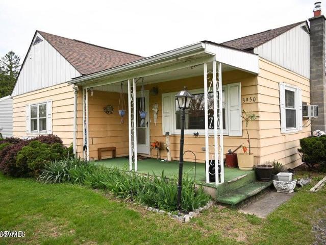 3950 RIVER Road