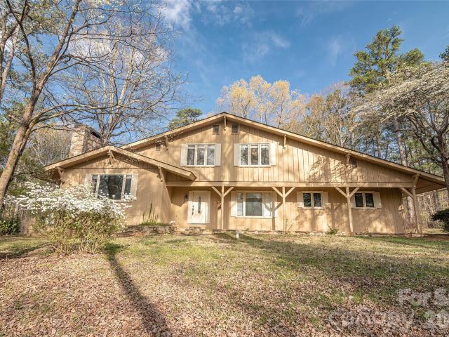 3951 Maple Creek Road