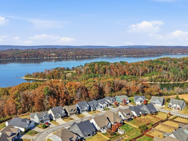 3951 Inlet Loop, Chattanooga, TN 37416 | MLS #1524 | Compass