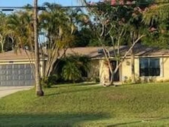 3951 SW Cheribon St, Port Saint Lucie, FL 34953