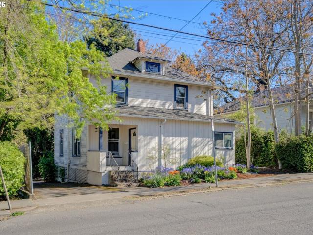3951 SE Holgate Blvd, Portland, OR 97202 | MLS #567916 | Compass