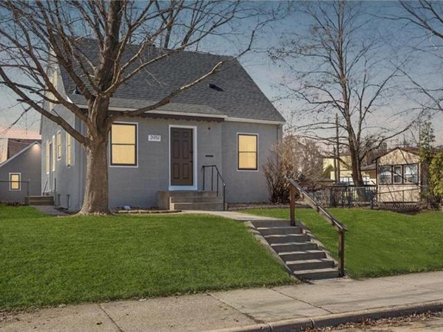 3951 Thomas Ave N, Minneapolis, MN 55412