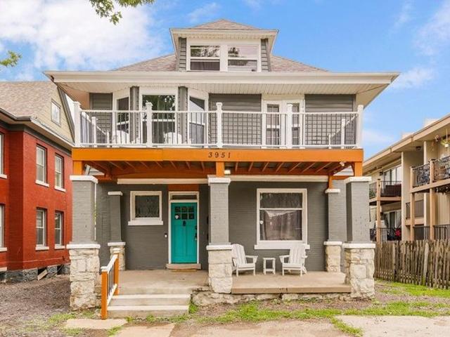 3951 Warwick St, Kansas City, MO 64111