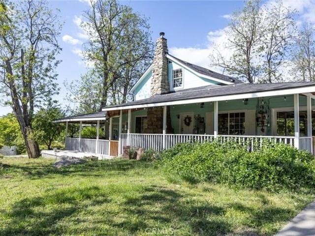 39520 Pierce Lake Dr, Oakhurst, CA 93644