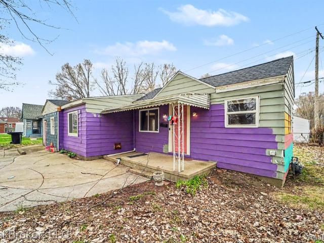 3952 Bluehill Street