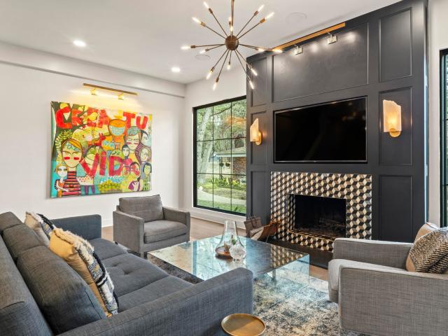 3952 Far W Blvd, Austin, TX 78731 | MLS #9962 | Compass