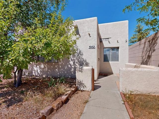 3952 Paseo Del Sol, Santa Fe, NM 87507