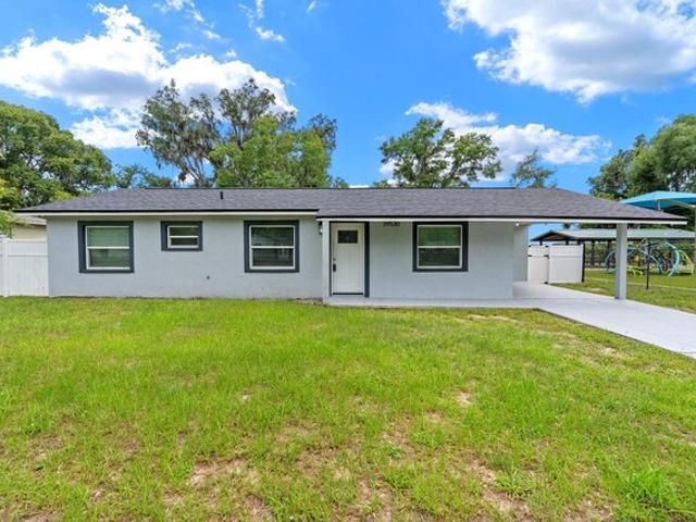 39530 Lincoln Ave, Zephyrhills, FL 33542