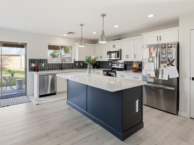39539 N Dusty Dr, San Tan Valley, AZ 85140