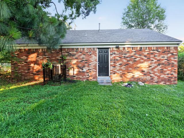 3953 mccain rd