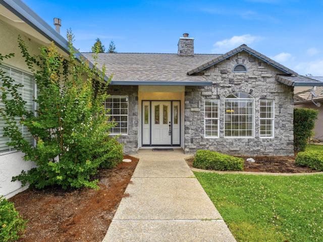 3953 Eagle Parkway