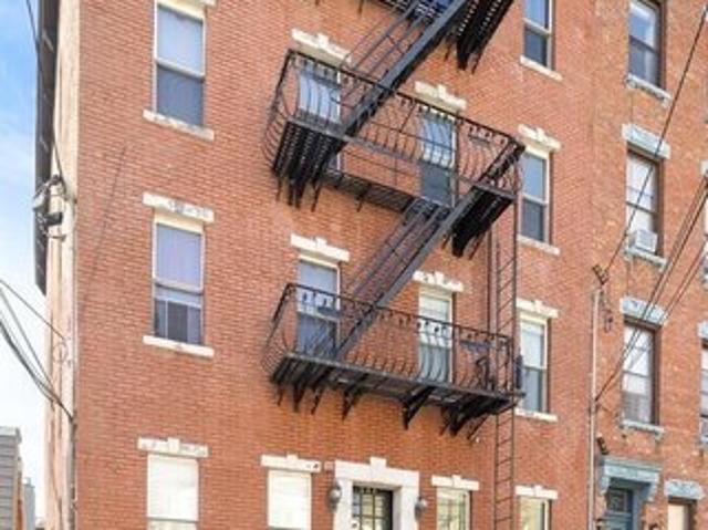 395 2nd St Apt 3R, Jersey City, NJ 07302