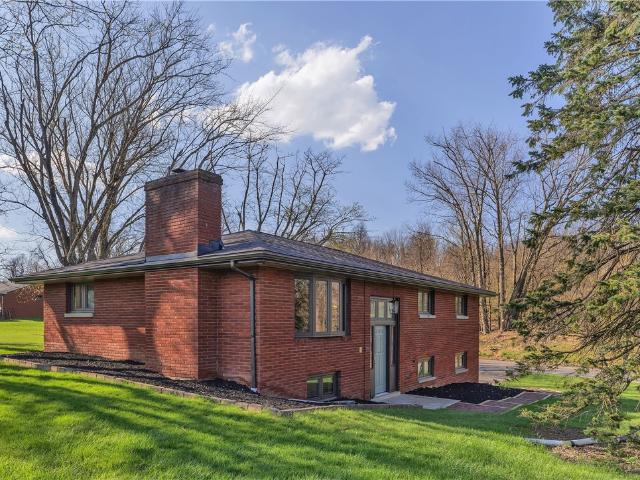 395 Crescent Dr