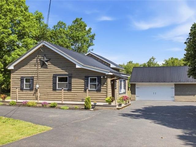 395 Akron Rd, Akron, NY 14001