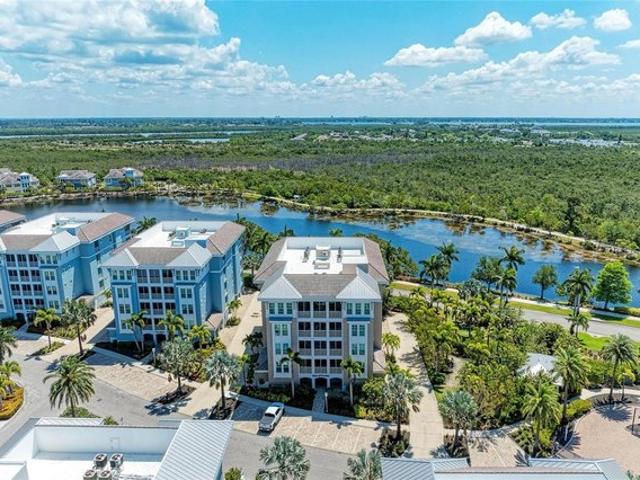 395 Aruba Cir Unit 402, Bradenton, FL 34209