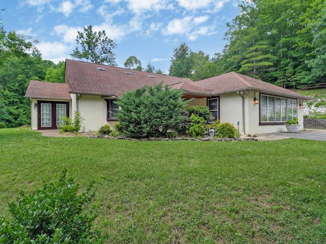 395 Ashley Ln