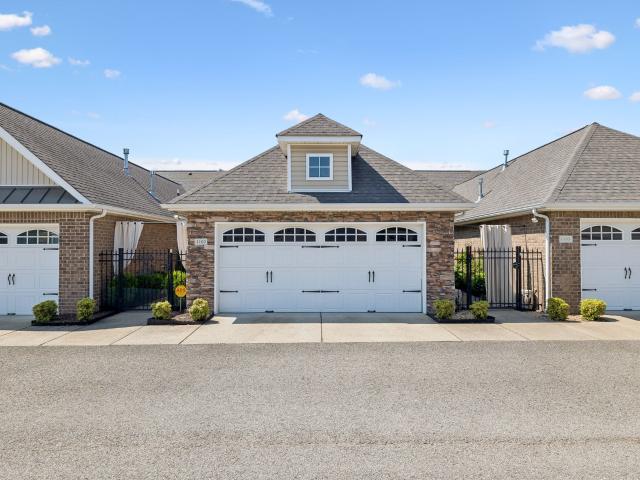 395 Devon Chase Hl # 1102