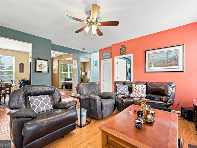 395 Dueling Way