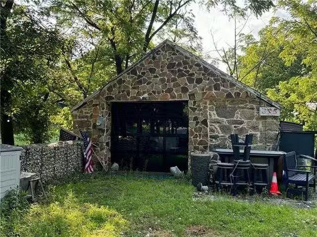 395 Mickley Road, Whitehall, PA 18052 654821949