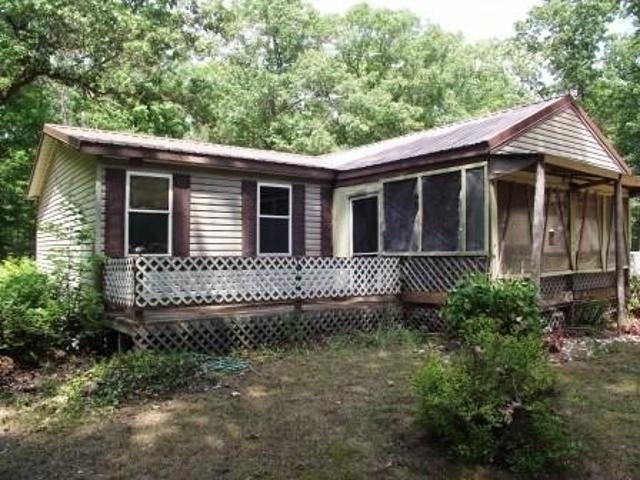 395 N Campbell Rd, Fountain, MI 49410