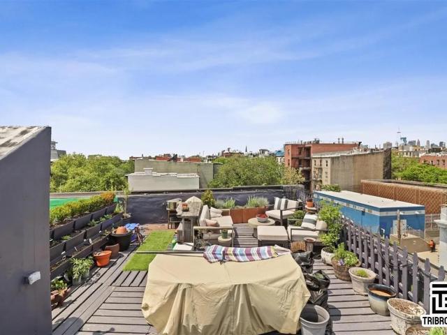 395 Smith Street, Brooklyn, NY
