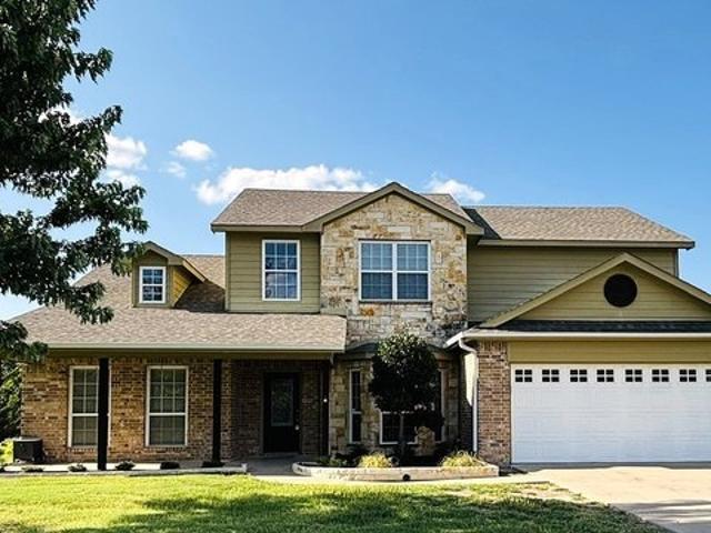 395 Pecan Ct, Nevada, TX 75173