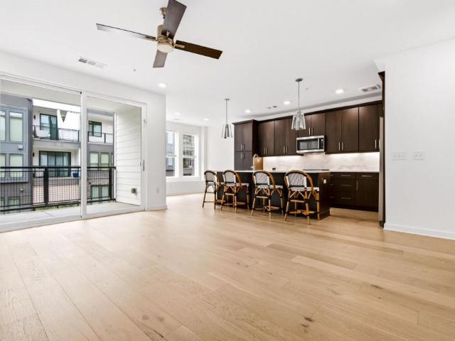 395 Pratt Drive 804