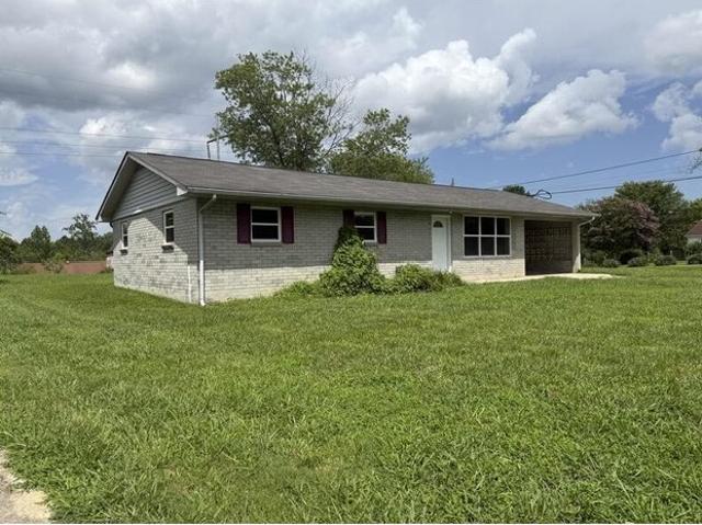 395 Price Cir, Spring City, TN 37381