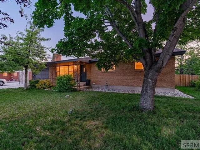 395 Redwood Dr, Idaho Falls, ID 83401