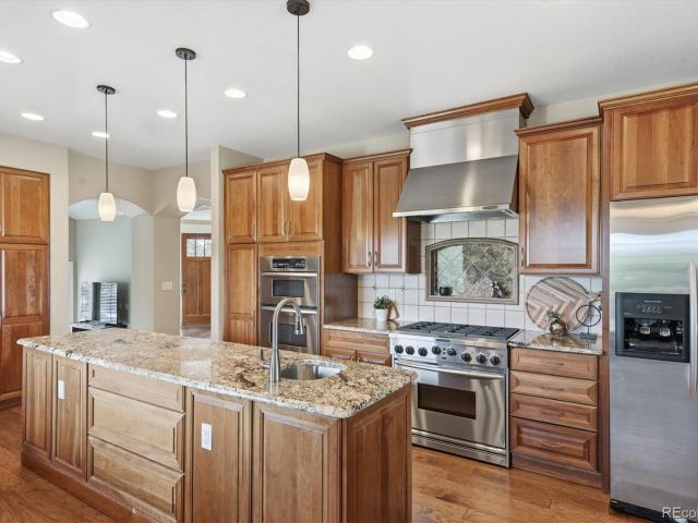 395 W Oakwood Lane
