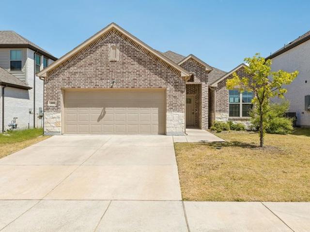 395 Waters Ridge Dr, Lavon, TX 75166