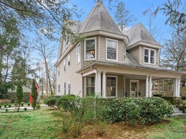 395 West Ave, Darien, CT 06820