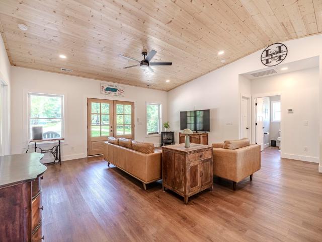 395 west dr