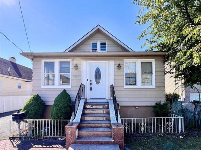 395 Taylor Ave, Hackensack, NJ 07601