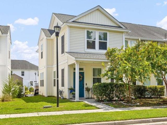 3964 Hillyard St, North Charleston, SC 29405