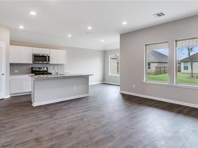 3964 W Savannah Lks, Lake Charles, LA 70607 | MLS #SWL26002