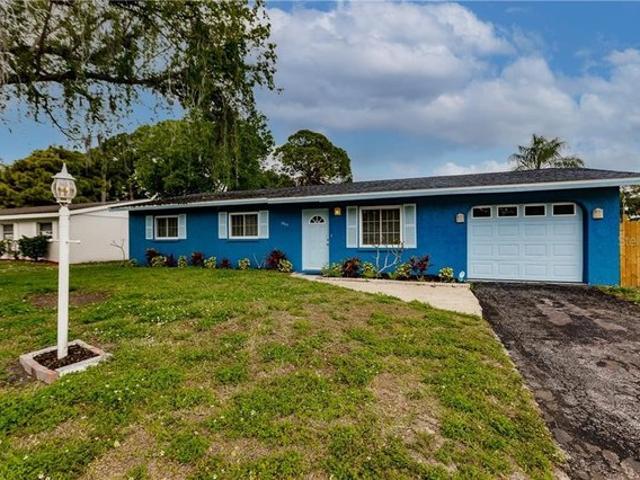 3965 Corona Ln, Sarasota, FL 34232